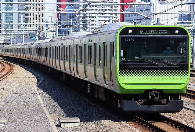 小田急沿線住み鉄道ファン日記 【黒色でインパクトあり】東日本旅客鉄道山手線で『黒いe235系』に出会う